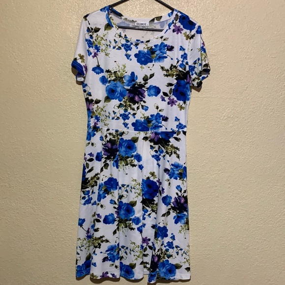 Huhot | Dresses | Huhot Dress White Blue Purple Floral L Short Sleeve ...